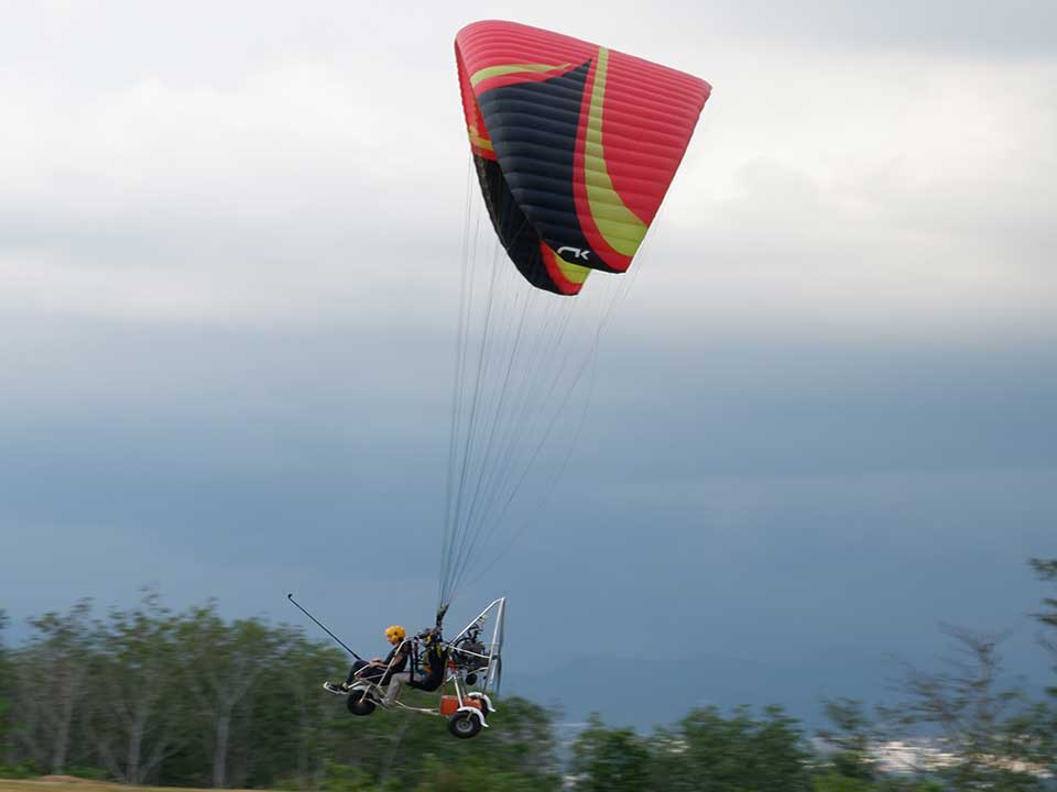 กิจกรรม นั่งพารามอเตอร์ Paramotor ชมวิว ภูเก็ต - ภูเก็ต ดรีม ทัวร์