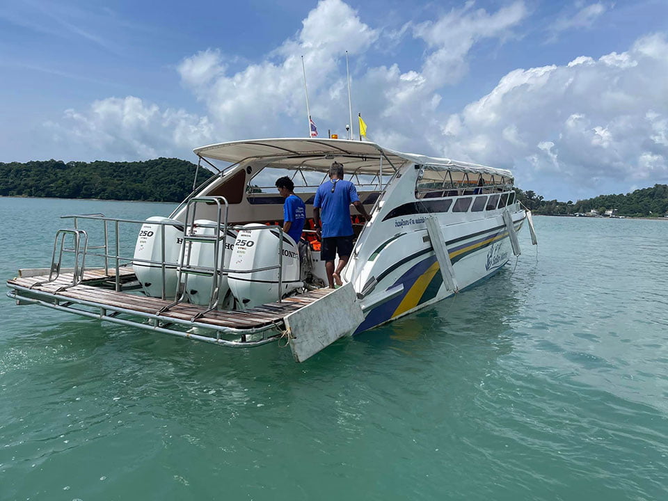 ตั๋วเรือสปีดโบ๊ทข้ามฟาก ภูเก็ต-พีพี P.P Sabai Marine - ภูเก็ต ดรีม ทัวร์